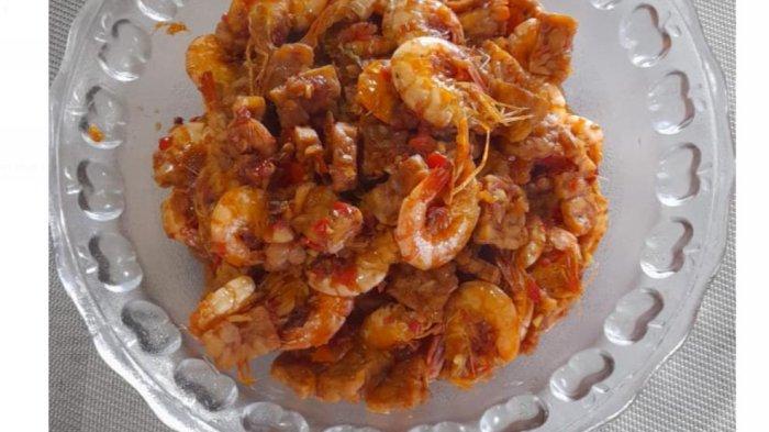 Kuliner Khas Kupang, Udang Kukus Oebelo Bikni Sambal Goreng Mix Tempe ...