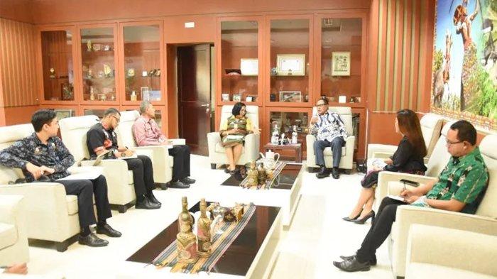 Wakil Gubernur NTT Josef Nae Soi Usul Agar Warga Timor Leste Bebas Visa ...