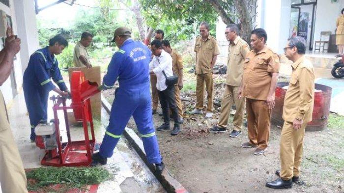 Tinjau BTTG di Noelbaki, Ayodhia Kalake Sebut Bisa Tambah PAD NTT - Pos ...