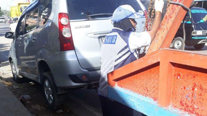 Bernadinus Mere Tegaskan Tidak Boleh Ada Lagi Terminal Bayangan di ...