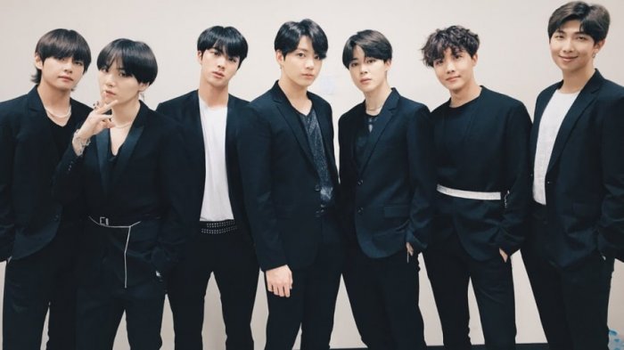 Member KPop BTS Ingin Punya Pacar Dengan Tipe-Tipe Seperti Ini. Duh ...