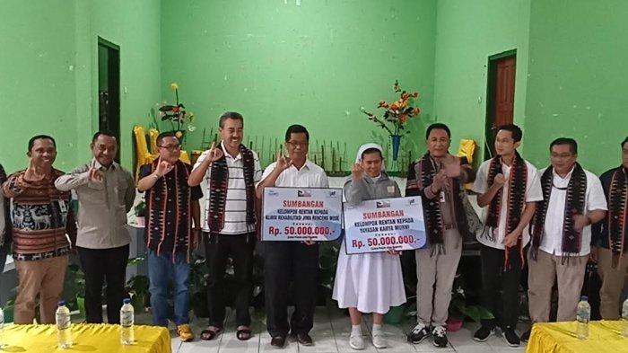 Bank NTT Serahkan Dana CRS Rp 100 Juta untuk SLB Karya Murni dan Klinik ODGJ Renceng Mose Ruteng ...