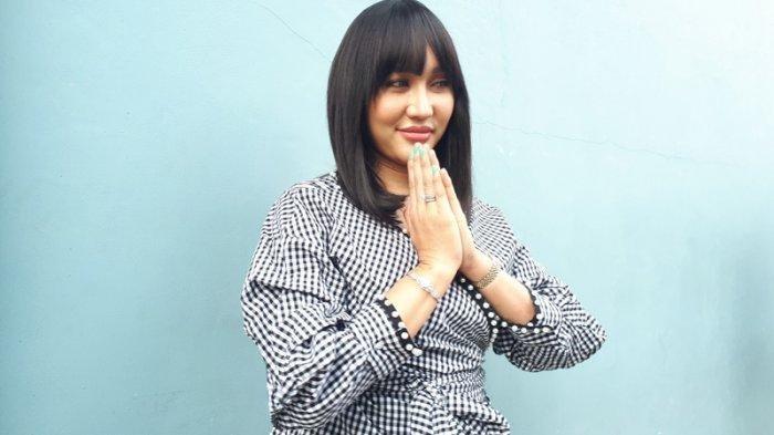 Dipanggil Muhammad Fatah, Begini Respon Wanita yang Diduga Lucinta Luna ...