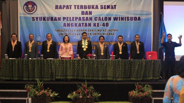 FPIK UKAW Kupang Lepas Lulusan 40 di HUT yang ke 18 - Pos-kupang.com