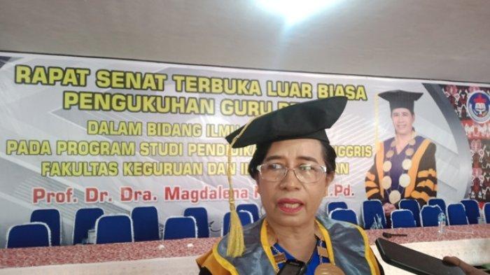UKAW Kupang Kukuhkan Perempuan Asal Sumba Sebagai Guru Besar - Pos ...