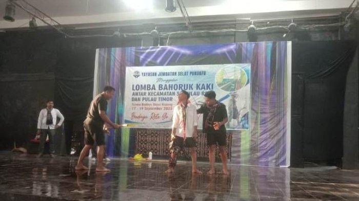 Yayasan Jembatan Selat Pukuafu Gelar Lomba Bahoruk di UPT Taman Budaya ...