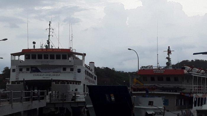 VIDEO: Cuaca Buruk Melanda Labuan Bajo, Semua Kapal Feri Dilarang Beroperasi. Ini Videonya - Pos ...