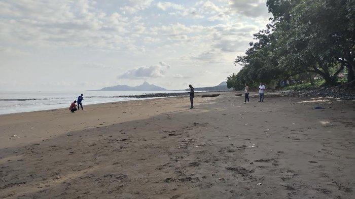 Pasir Putih di Pantai Wae Maras di Labuan Bajo Manggarai Bikin Betah di ...