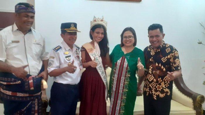 Kepsek SMUN I Lamboya Sumba Barat: Novita Suzimbri Bili, Siswi Berprestasi dan Penuh Talenta ...