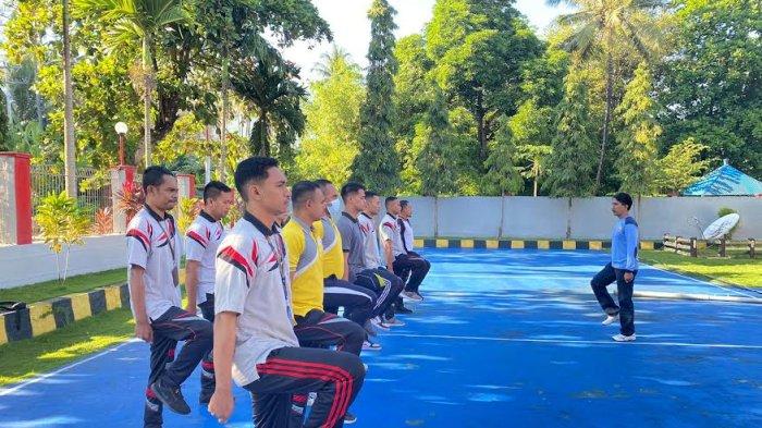 Melatih Kedisiplinan dan Kekompakan, Lapas Kalabahi Alor Latihan PBB ...