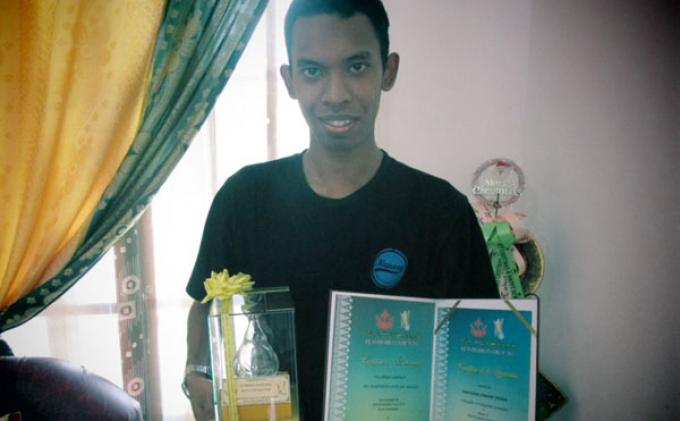 Martinus Januart Jehalu Tumbangkan 9 Negara - Pos-kupang.com