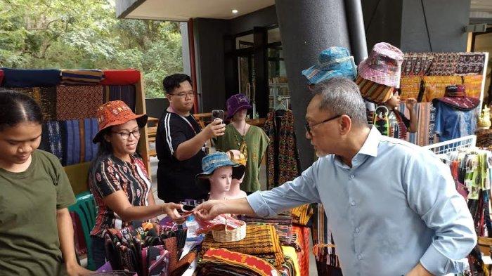 Mendag Zulfiki Hasan Borong Produk UMKM Saat KTT ASEAN Summit 2023 di Goa Batu Cermin Labuan ...
