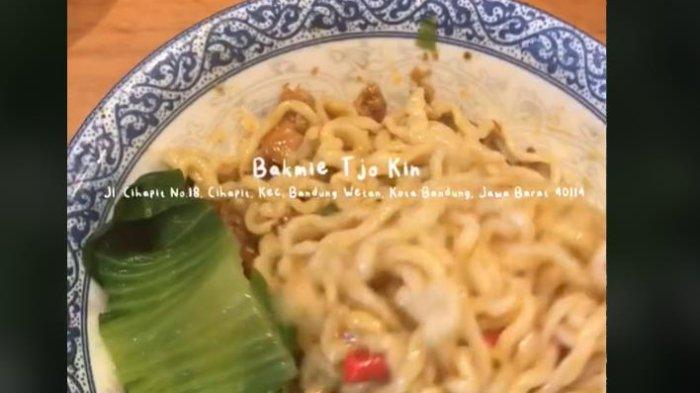 Video Viral TikTok, Jalan Cihapit Bandung Aneka Makanan Tersedia di ...