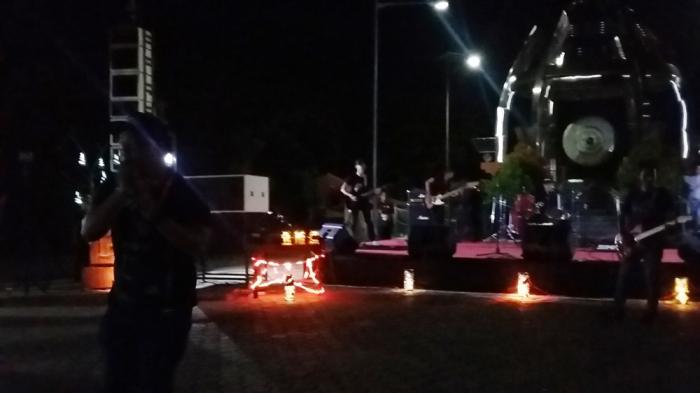 Moke N' Roll Band Tampil Pembuka di Taman Nostalgia Kupang - Pos-kupang.com