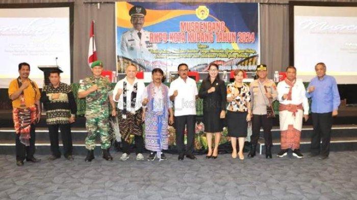 Penjabat Wali Kota Kupang Sampaikan Program Prioritas Pembangunan 2024 - Pos-kupang.com