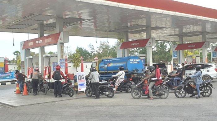 Bahan Bakar Minyak (BBM) Resmi Naik Driver Ojek Online (Ojol) Cuma Bisa ...