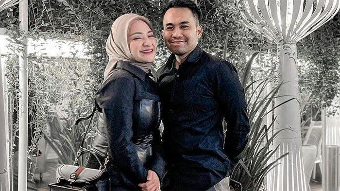 Nathalia Holscher Telah Dilamar Fariz , Sang Kekasih Ungkap Penasaran dengan Mantan Hingga CLBK ...