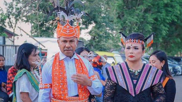 Ikat Kepala dan Mahkota Kepala Perhiasan Masyarakat Alor yang Eksentrik - Pos-kupang.com