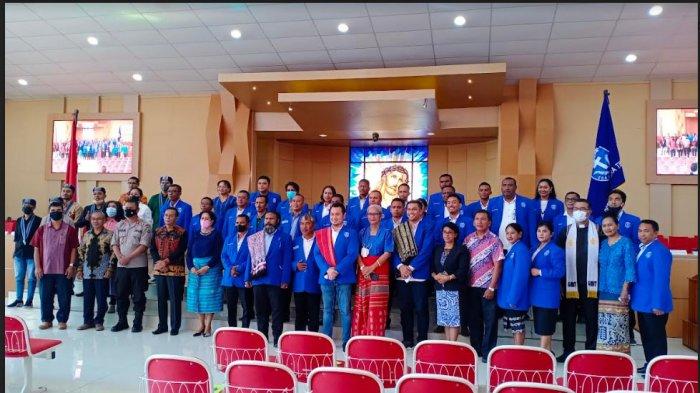 Pengurus GAMKI NTT Periode 2021-2024 Resmi Dilantik - Pos-kupang.com