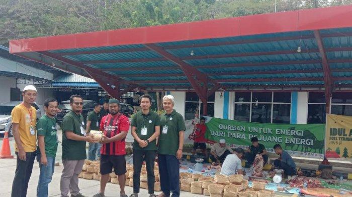 Idul Adha 1443 H, Pertamina Patra Niaga FT Tenau Distribusikan 13 Hewan ...