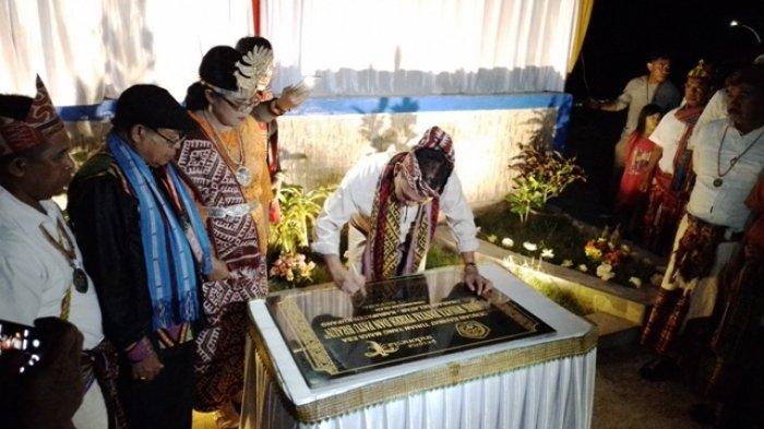 Bupati Kupang Resmikan Kawasan Wisata Fatubraon dan Pantai Teres - Pos ...