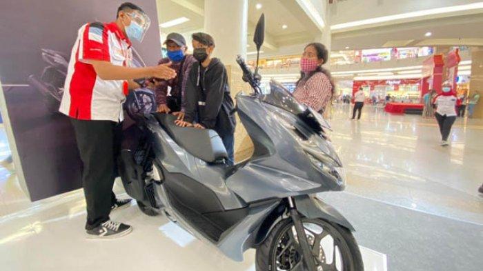 Performa Tinggi dan Kemewahan Generasi Terbaru All New Honda PCX Meluncur di Jatim & NTT - Pos ...