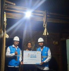 Program Light Up The Dream, Sambung Listrik Gratis Donasi Pegawai PLN Terus Berlanjut - Pos ...