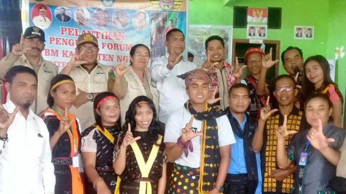 Polikarpus Lantik Pengurus Daerah FTBM Ngada, Simak Liputannya! - Pos ...