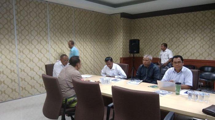 Ternyata Hutan Mutis Timau Potensi Untuk Produksi Madu Timor - Pos ...