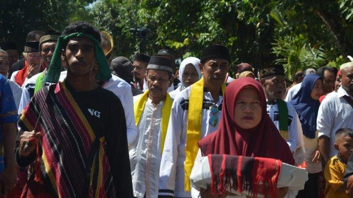 Peringati Satu Abad Injil di Pulau Pura Alor, Bajher: Desa Dulolong ...