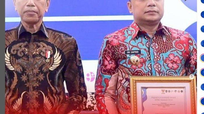 Berita Viral Simak Presiden Jokowi Serahkan Penghargaan Sistem Pemerintahan Berbasis Elektronik ...