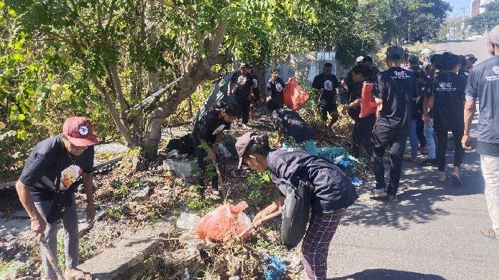 Ganjar Milenial Center bersama F-PLMP Gelar Peduli Sampah di Pasir ...