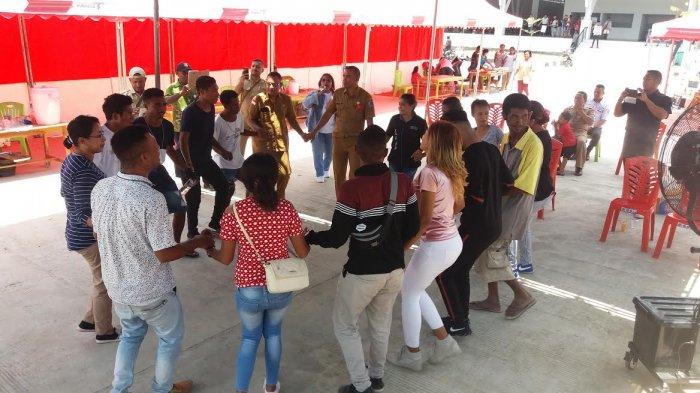 Warga Timor Leste dan Indonesia Tebe Bersama di Motaain - Pos-kupang.com