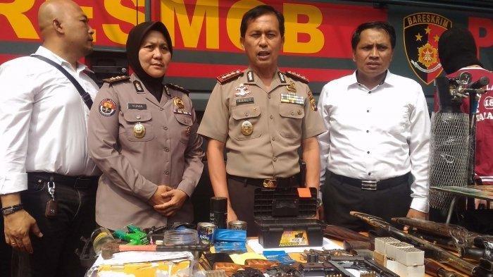 11 Fakta Pria Bikin Pabrik Pistol Rakitan di Lampung, Peluru Diduga ...