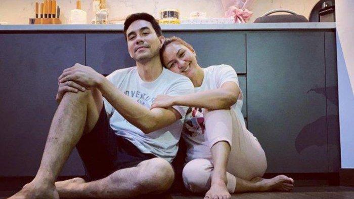 14 Tahun Menikah, Darius dan Donna Disebut Putrinya Tak seperti Suami ...