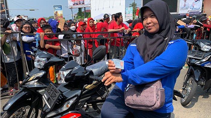 21 Motor Hadiah Jalan Sehat di Bandar Lampung, Warga: Terima Kasih Bunda Eva - Tribunlampung.co.id