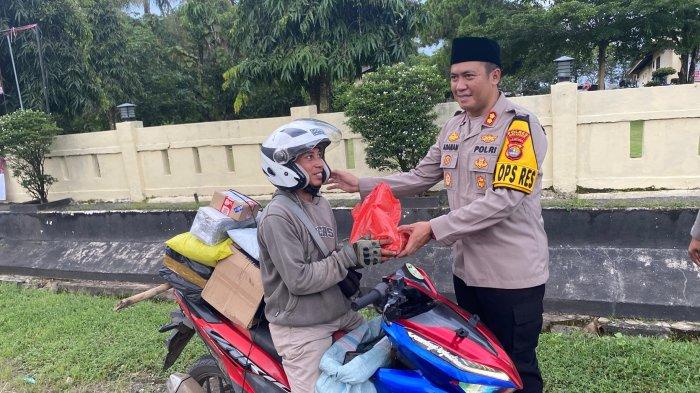 Kapolres Way Kanan Polda Lampung Semarakkan Ramadan dengan Berbagi ...