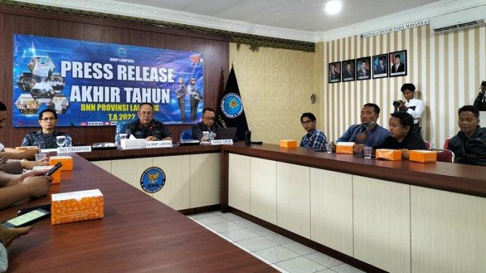 BNNP Lampung Berhasil Ungkap 18 Kasus Narkoba Sepanjang Tahun 2022 - Tribunlampung.co.id