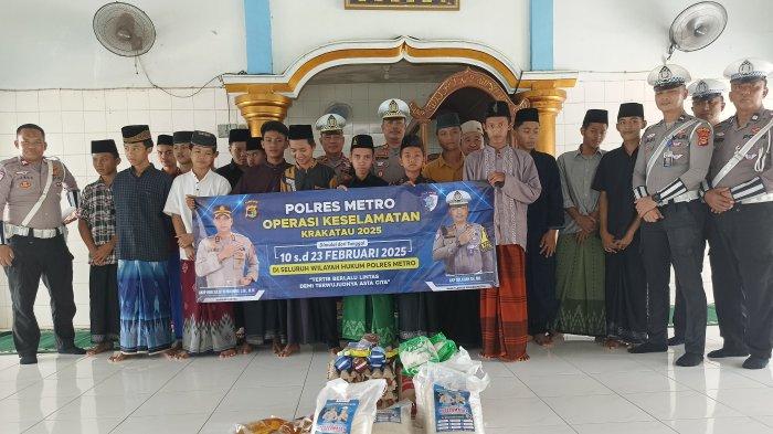 Satlantas Polres Metro Polda Lampung Gelar Baksos Dalam Rangka Operasi Keselamatan Krakatau 2025 ...