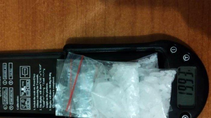 Nelayan di Mesuji Lampung Jadi Bandar Narkoba, Disita Sabu 19,93 Gram ... Nelayan di Mesuji Lampung Jadi Bandar Narkoba, Disita Sabu 19,93 Gram ...