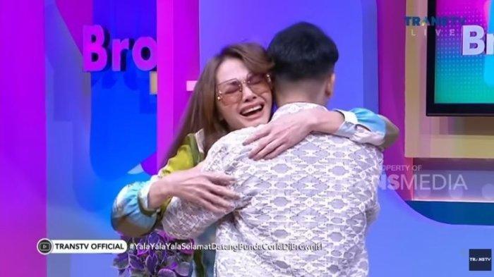 Tangis Bunda Corla Pecah Saat Bertemu Ruben Onsu - Tribunlampung.co.id