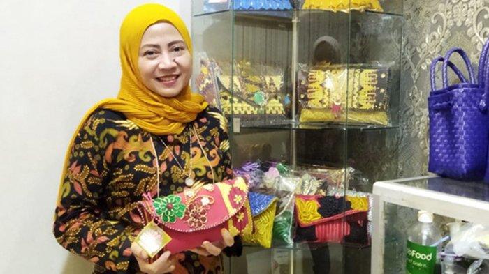 Dulang Rupiah Berdayakan Janda, UMKM Bunqee Craft and Fashion Lampung ...