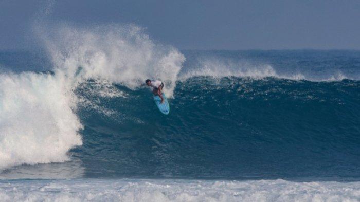 4 Peselancar Indonesia Masuk Semifinal WSL Krui Pro 2023 Pesisir Barat Lampung - Tribunlampung.co.id