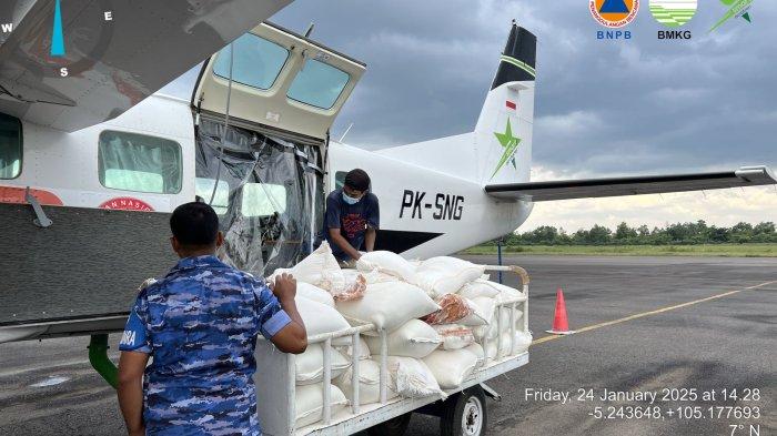 Operasi Modifikasi Cuaca di Lampung Diperpanjang hingga 29 Januari - Tribunlampung.co.id