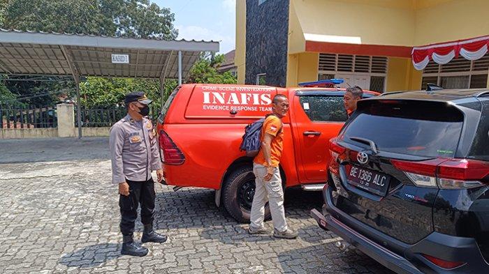 Inafis Polresta Bandar Lampung Olah TKP Kasus Penganiayaan Alumni IPDN ...
