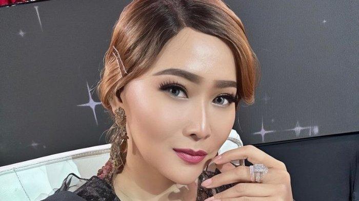 Inul Daratista Habiskan Lebih Rp 100 Juta Sekali Belanja ...