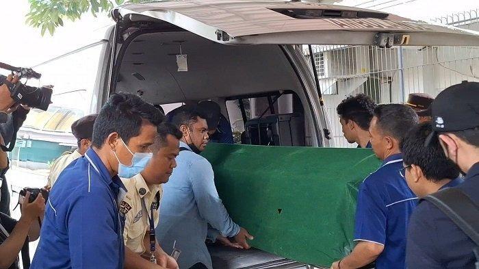 Sebelum Meninggal, Hotma Sitompul Sempat Dirawat di Malaysia ...