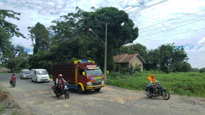 Jelang Mudik Lebaran, Sejumlah Titik Jalan Lintas Timur Sumatera Ruas ...
