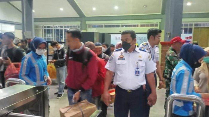 Nataru, Radius Pembelian Tiket Online Penyeberangan Merak Bakauheni Dibatasi - Tribunlampung.co.id