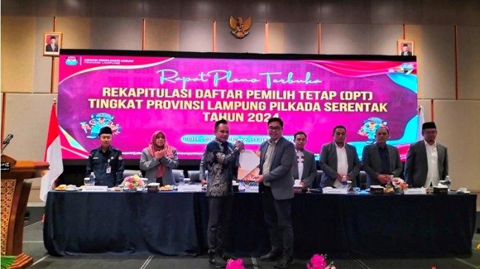 KPU Tetapkan DPT Pilkada Lampung 6.515.869 Pemilih - Tribunlampung.co.id KPU Tetapkan DPT Pilkada Lampung 6.515.869 Pemilih - Tribunlampung.co.id